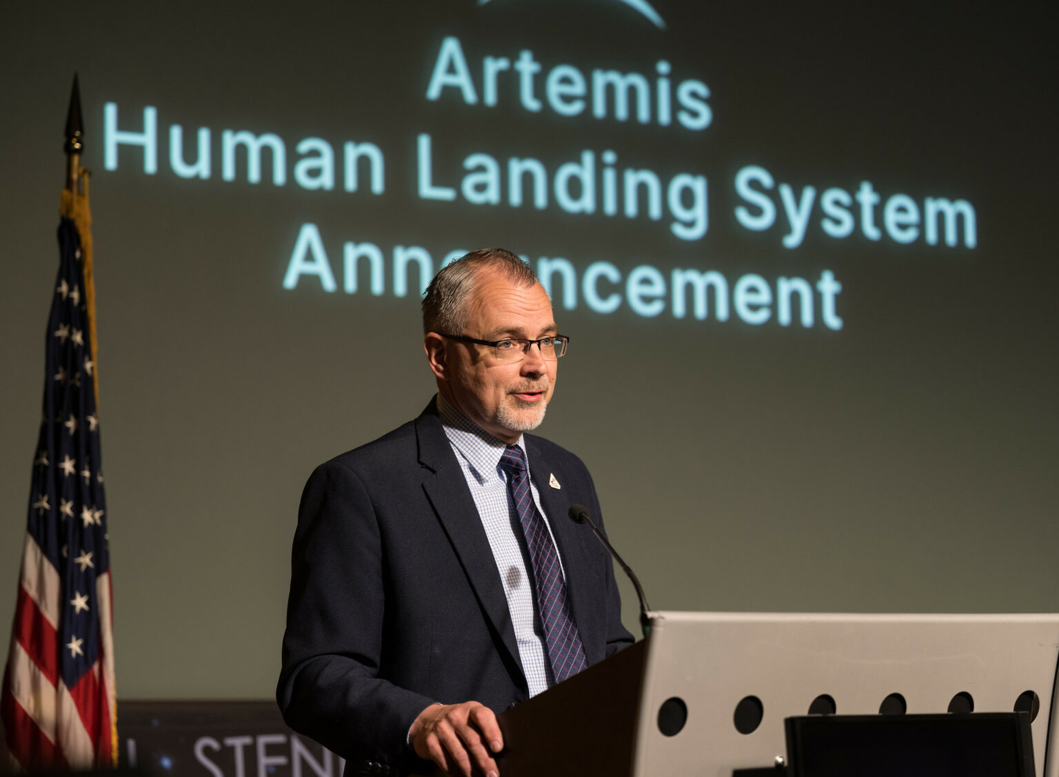 NASA selects lander provider for Artemis V | APPEL Knowledge Services